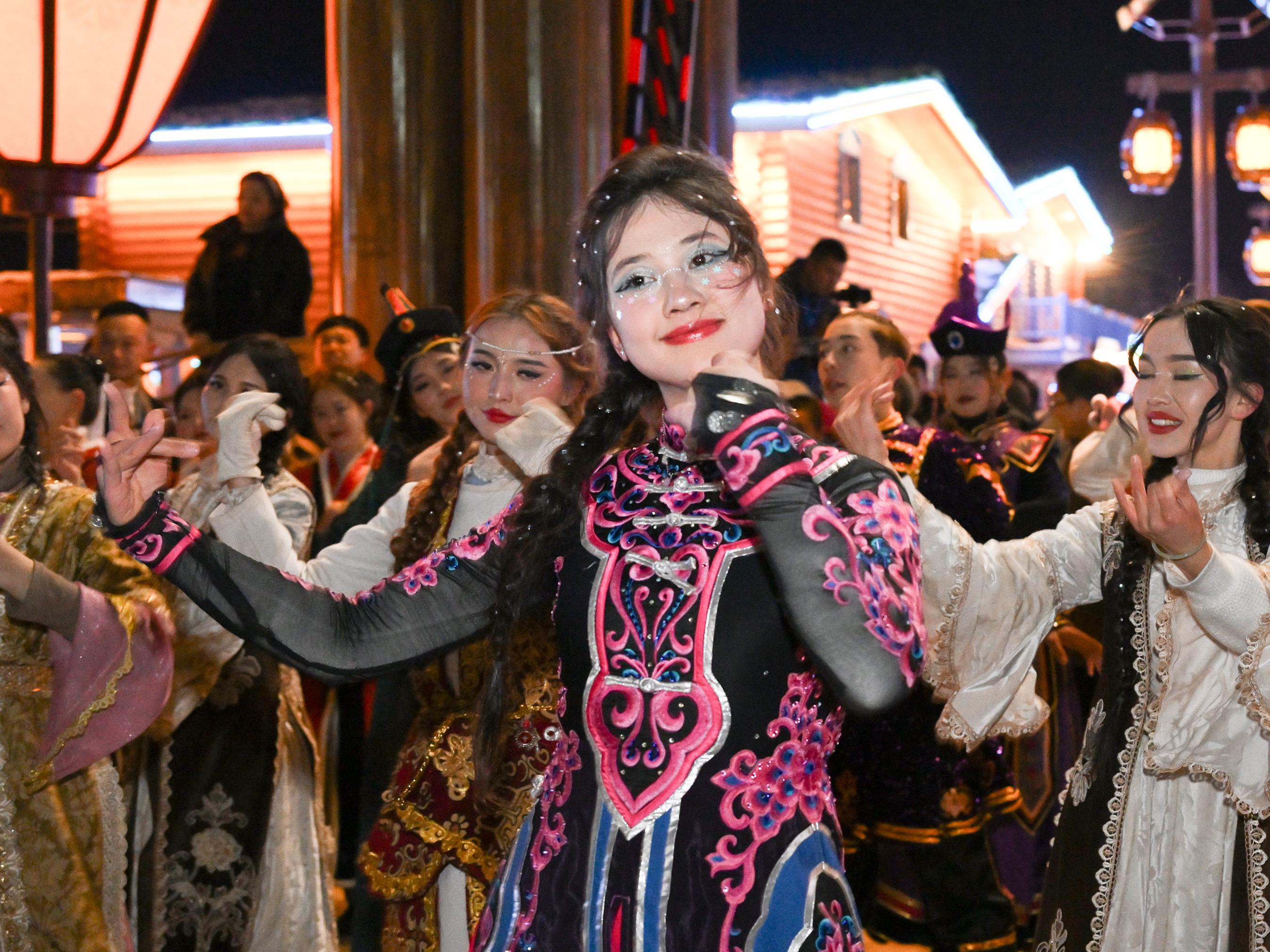 Global experts applaud China's achievements in human rights protection